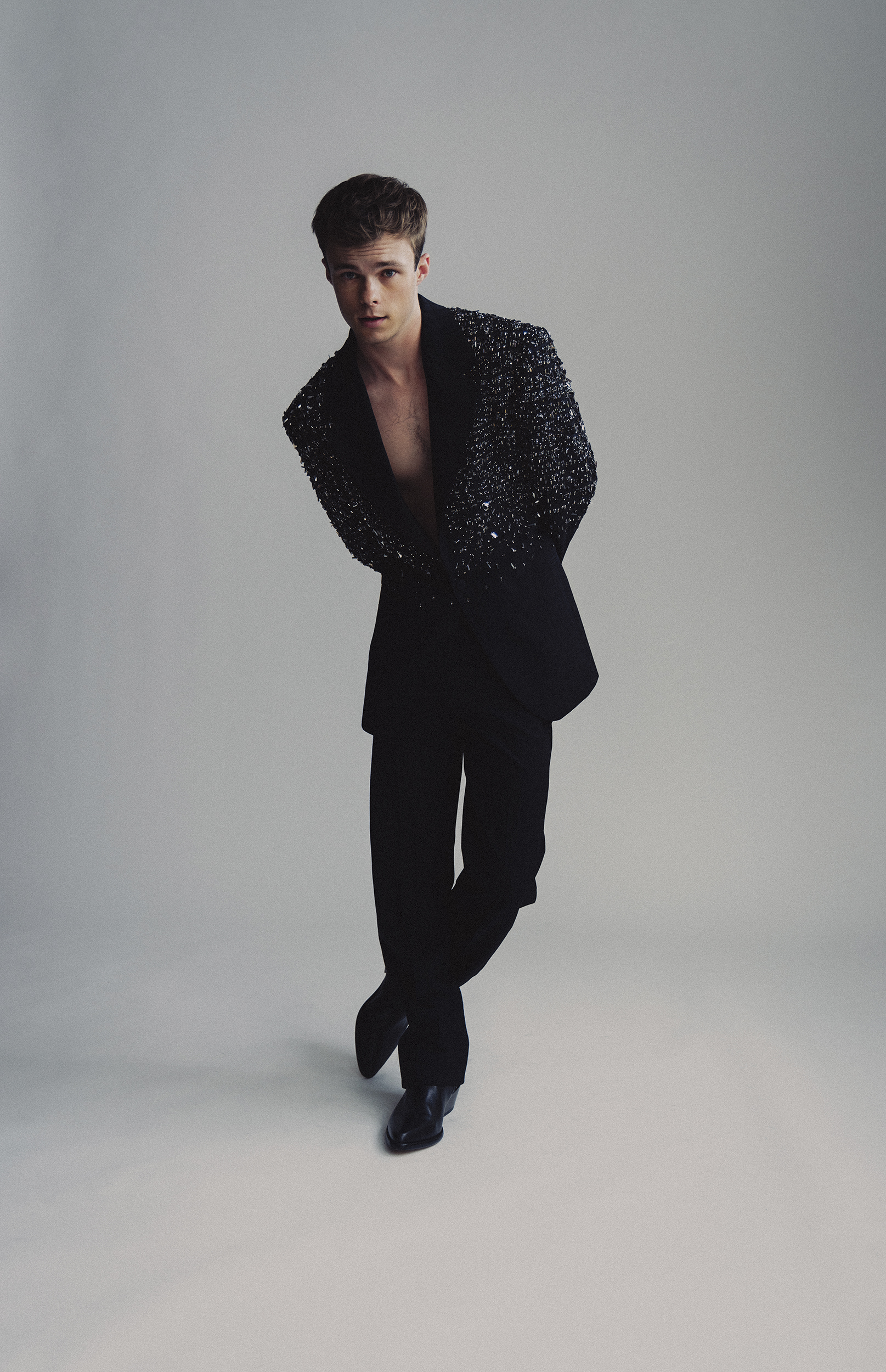 INGÉNUS: Nicholas Hamilton – GENV.CO